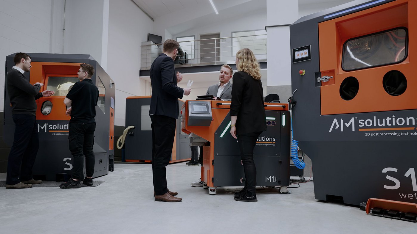 Customer Experience Center - AM Solutions – 3D post processing technology